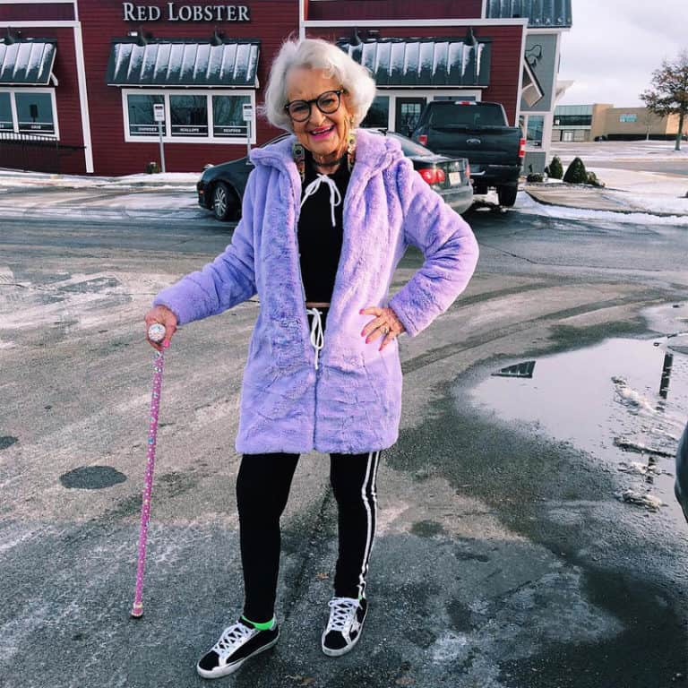 Amazing Baddie Winkle: 92 years is no reason to turn into an old woman!